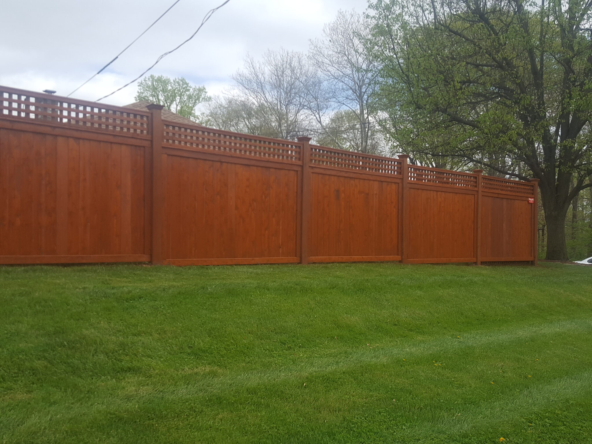 Tips for Choosing the Perfect Fence Stain Color - Everlasting Fence